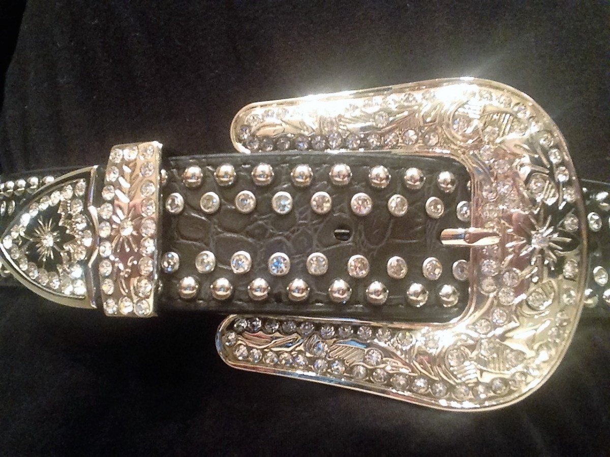 The gold in the buckle – Your Huckleberry